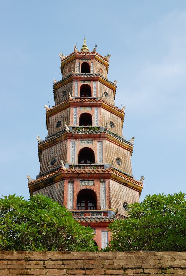 Thien Mu Pagoda, Hue, Vietnam Stock Photo - Image of heritage, chinese ...