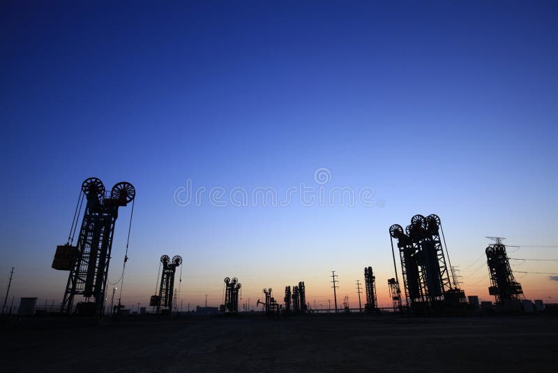 The Tower Type Pumping Unit in the Evening Stock Image - Image of ...