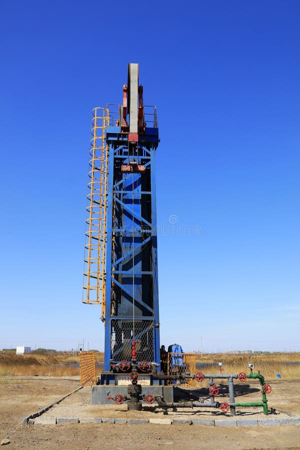 Tower Type Pumping Unit in Oil Field Stock Photo - Image of wheel, rope ...