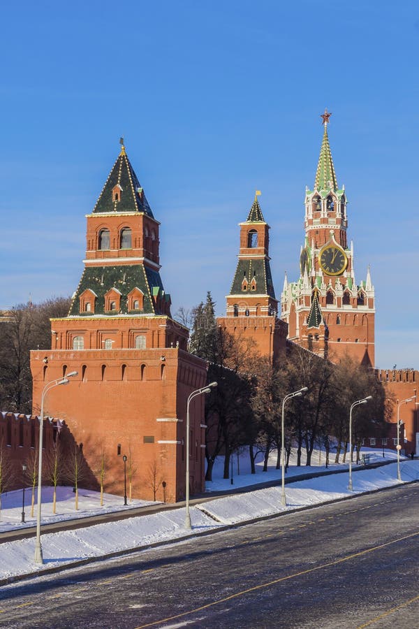 Towers of Moscow Kremlin, Russia Stock Photo - Image of russia, history ...