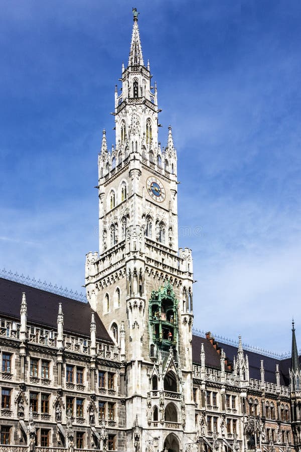 Town Hall Building, Munich Germany, Marienplatz, Clock Tower Stock ...