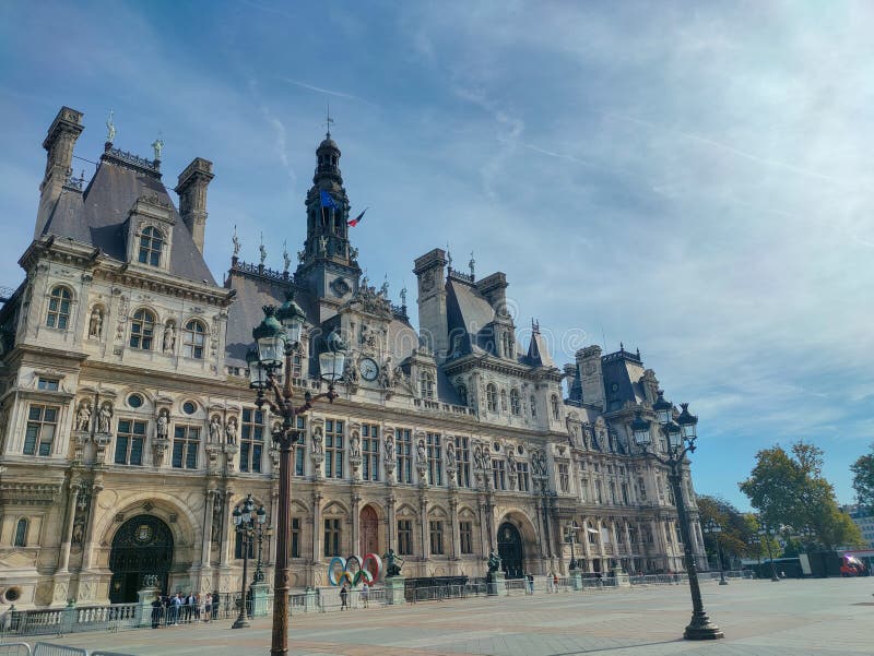 Town hall in Paris editorial photography. Image of europe - 257997032