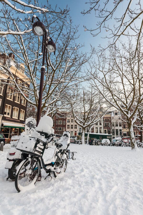 Winter in Amsterdam editorial stock photo. Image of cold - 28330743