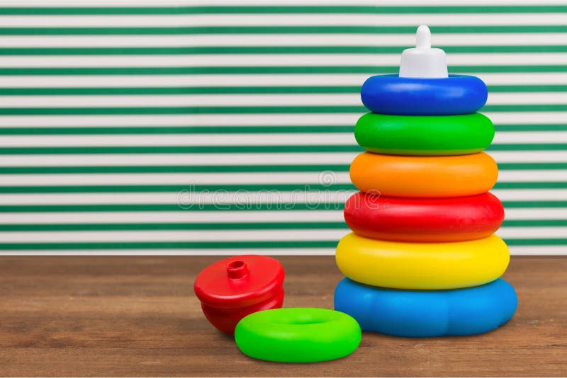 Toy Pyramid stock foto. Image of kleur, hout, vrijetijdsbesteding ...