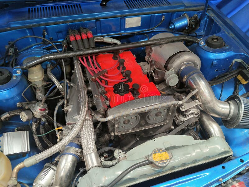 Toyota Corolla DX Car Engine in 1986 Was Modified for the Drag Race ...