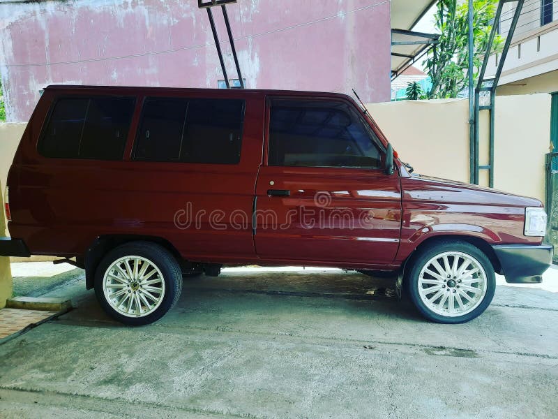 Toyota Kijang Super Red stock image. Image of toyota - 285089259