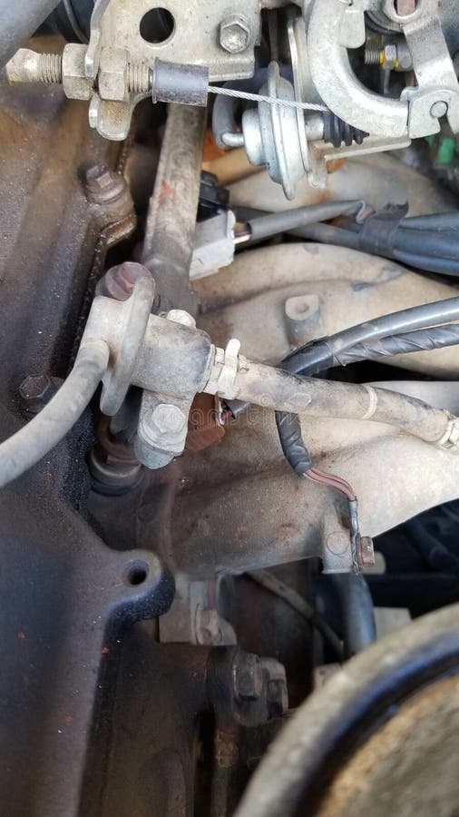 2000 Toyota 4Runner Motor Engine Bay Stock Photo - Image of iron ...