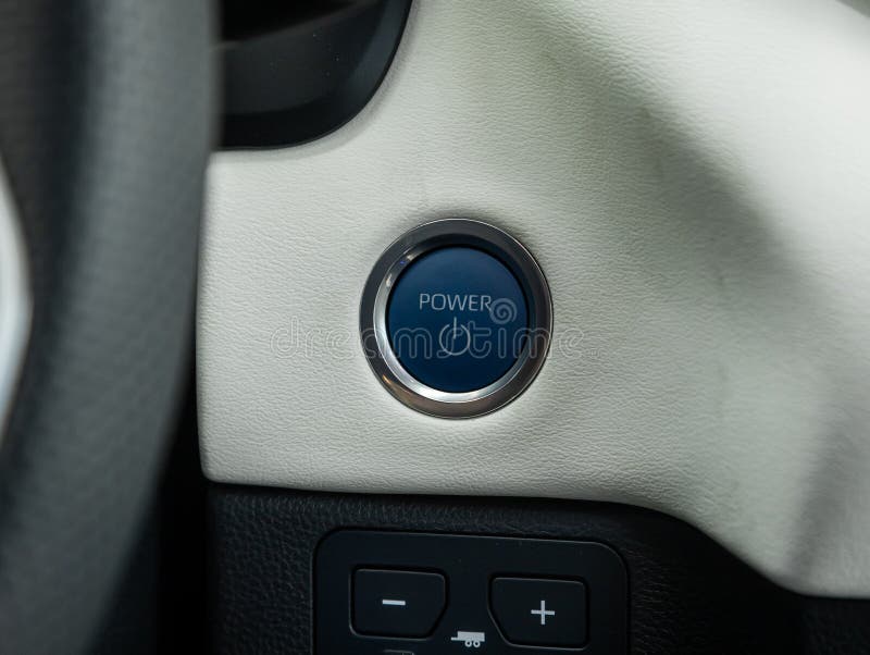 Toyota, Sequoia editorial photography. Image of generation - 295660992