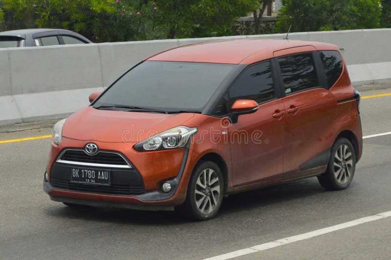 Toyota Sienta V 2019 editorial stock image. Image of cars - 295407754