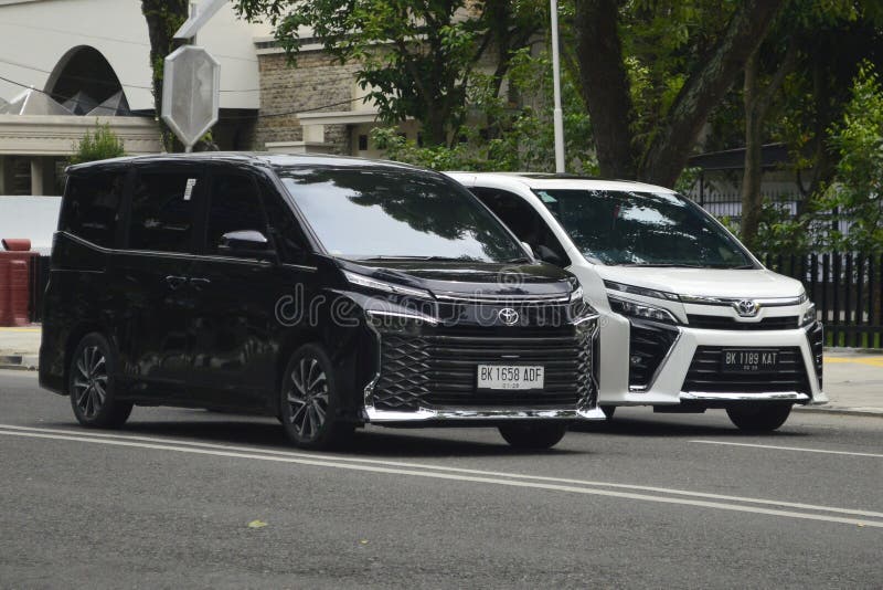 Toyota Voxy editorial stock photo. Image of december - 302096243