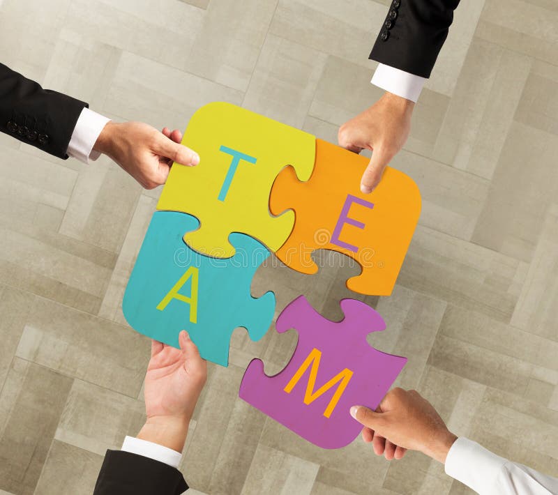 Trabajo Del Equipo Para Una Meta Foto de archivo - Imagen de solucione ...