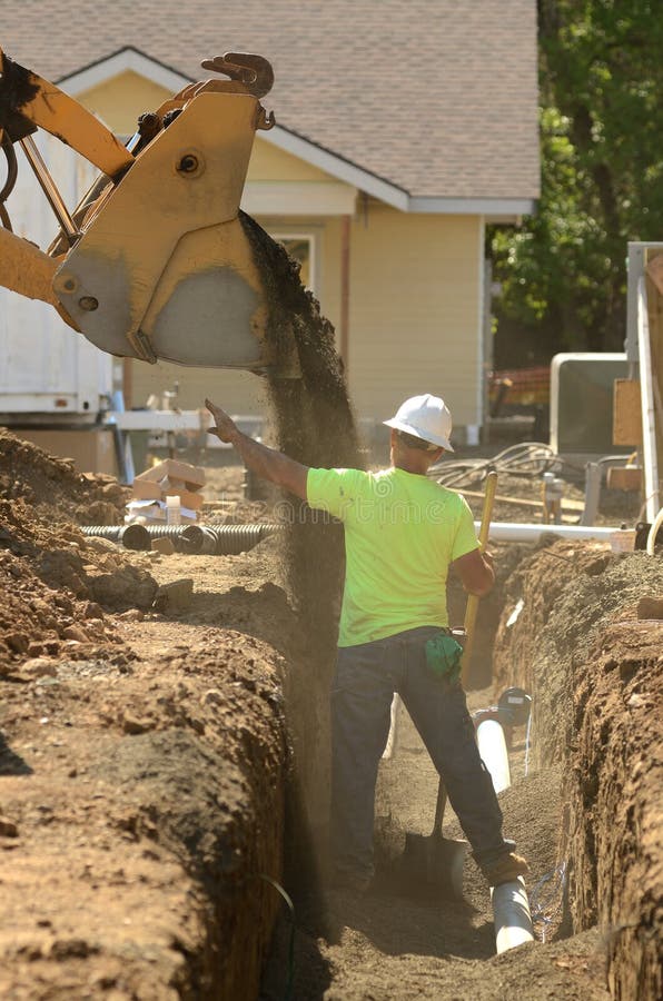Trabajo del foso foto de archivo. Imagen de exterior - 32956232