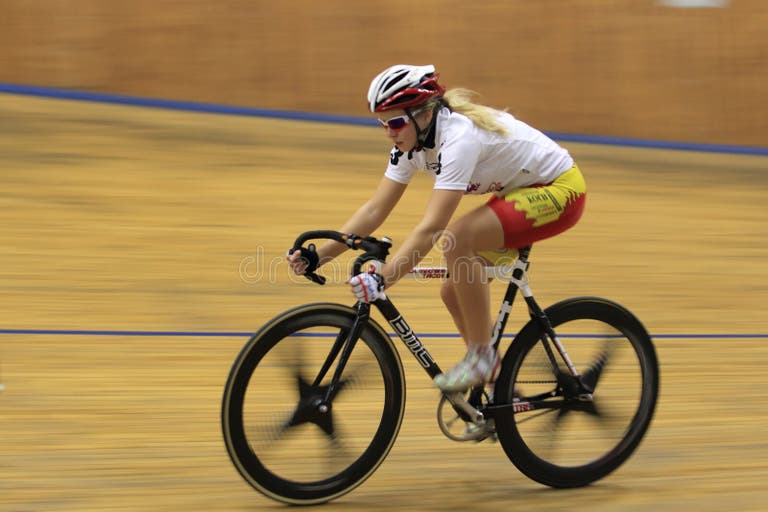 Track Cycling Race in Prague Editorial Image - Image of dukla, spinter ...