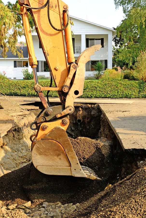 Track Hoe stock photo. Image of dirt, road, track, heap - 33761348