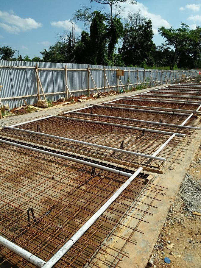 Track, Structure, Soil, Foundation Picture. Image: 131754127