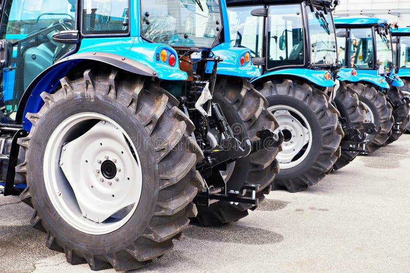 Tractor Agricultural Machines Stock Image - Image of bulldozer, tractor ...