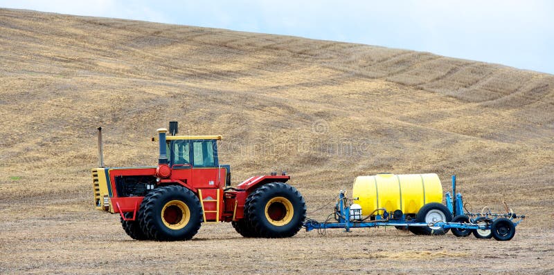 Tractor and Agricultural Sprayer Stock Image - Image of fertilizer ...
