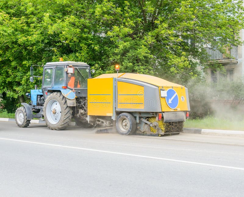 195 Washing Tractor Stock Photos - Free & Royalty-Free Stock Photos ...