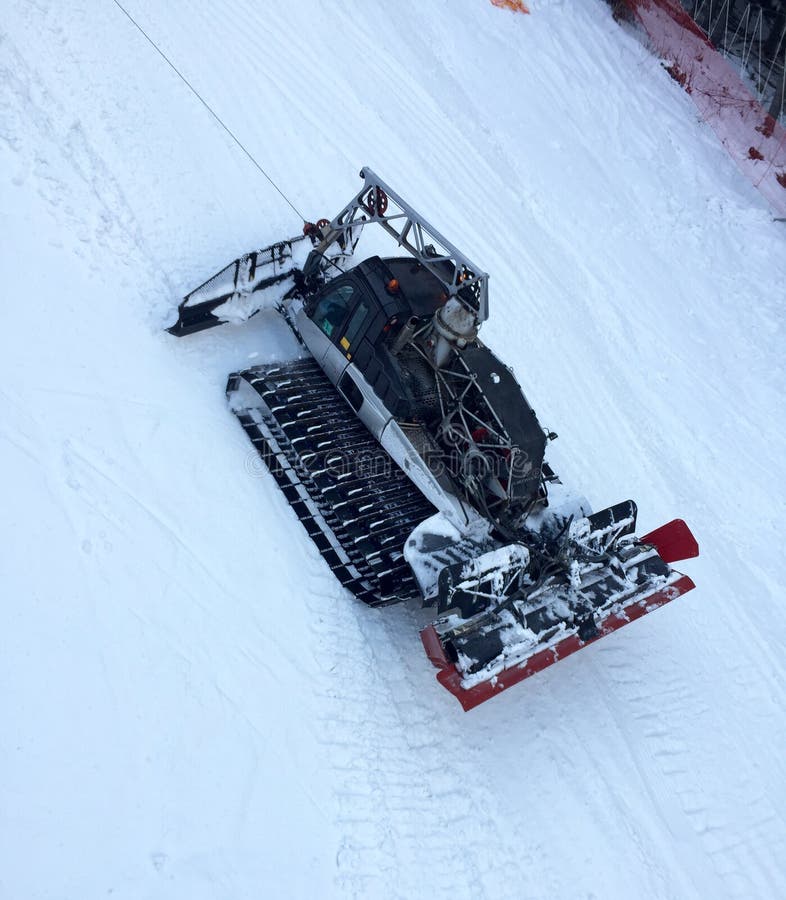 Tractor editorial photography. Image of mountain, tractor - 49486812