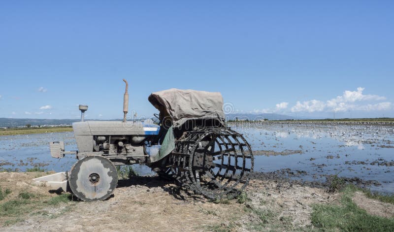 Delta Tractor Equipment Sales Stock Photos - Free & Royalty-Free Stock ...