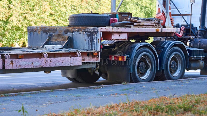 Tractor Unit with Empty Trailer for Transportation of Large Sized Cargo ...