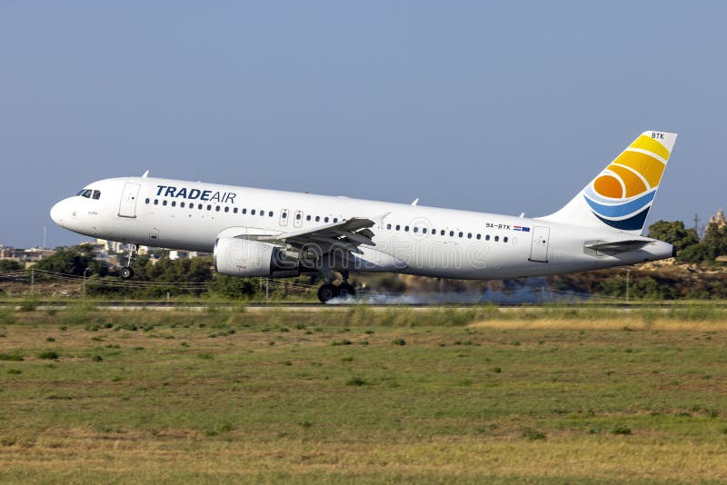 Trade Air Airbus A320 Landing Editorial Image - Image of plane, tourism ...