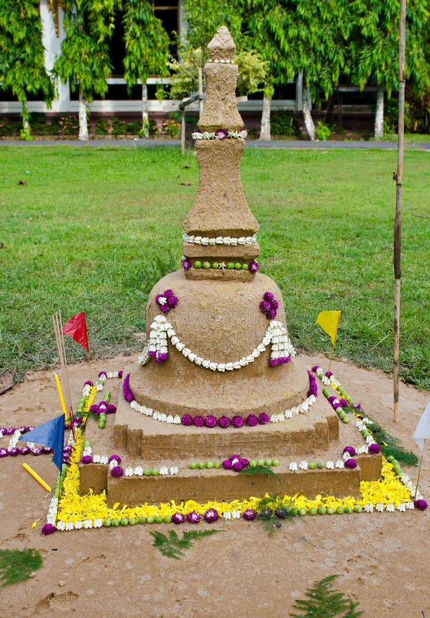 Tradition of Carrying Sand into the Temple Stock Image - Image of plant ...
