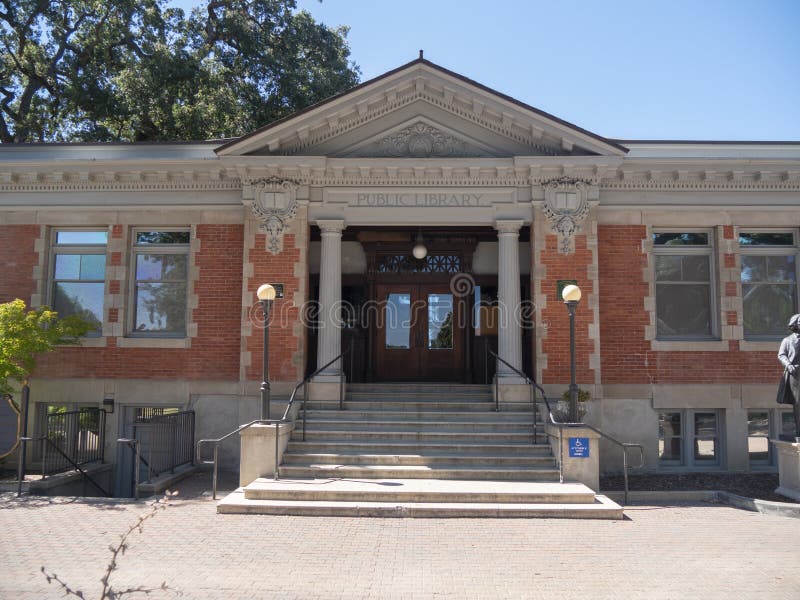 Traditional American Public Library Building Stock Image - Image of ...