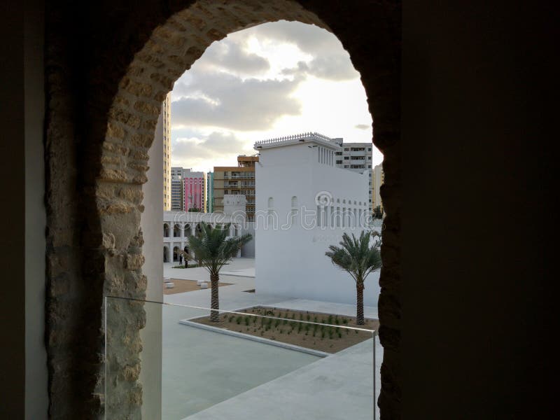 Traditional Arabian Interior Design - Vintage Arabic and Middle Eastern ...