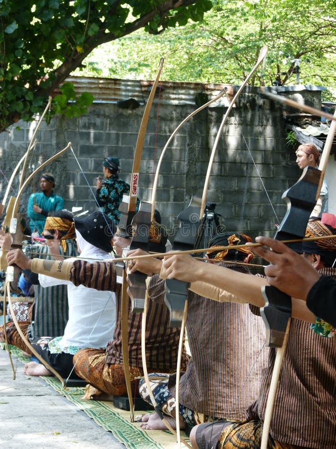 Traditional archery editorial image. Image of follows - 70004680