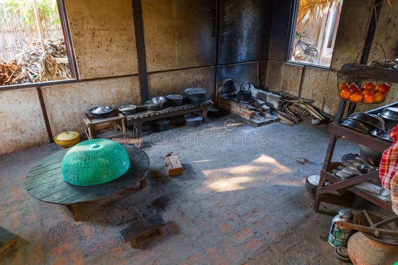 Traditional Bagan House, Myanmar Editorial Photo - Image of nature ...