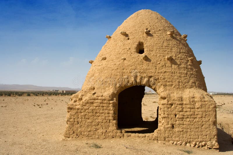 Traditional Beehive House, Syrian Desert Stock Photo - Image of nomad ...