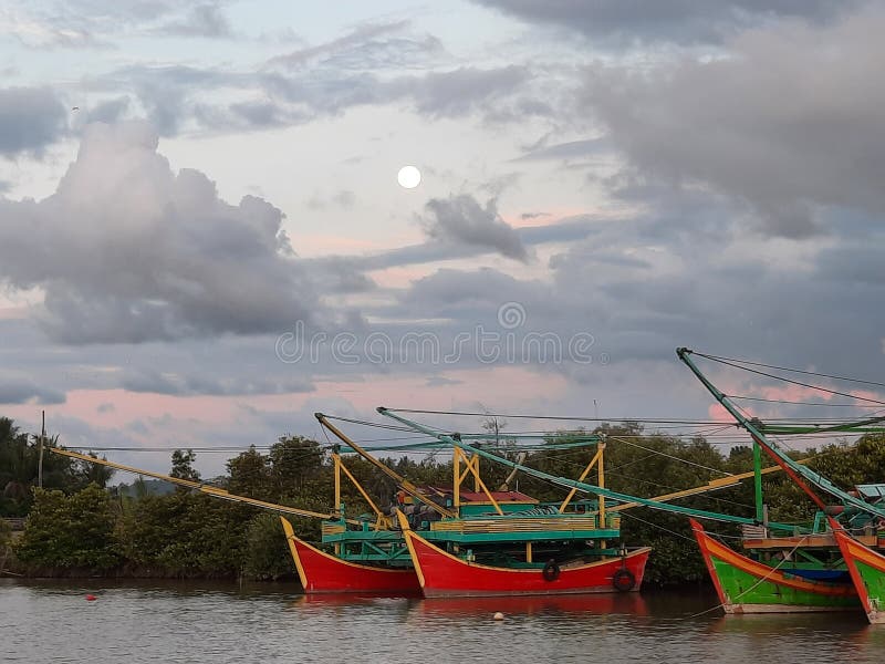 Traditional Boat in the Estuary Illuminated by the Beautiful Moonlight ...