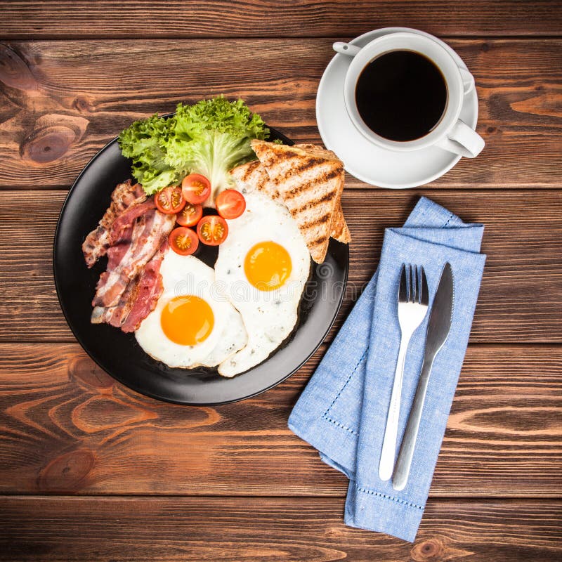 Traditional Breakfast on a Plate Stock Image - Image of bacon, meat ...