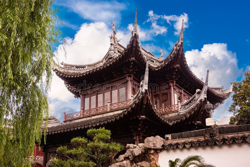 Traditional Chinese Architecture in Shanghai, China Stock Image - Image ...