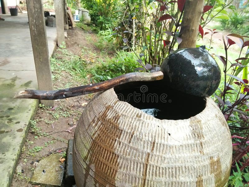 Traditional Clay Pot with Coconut Shell Stock Image - Image of garden ...