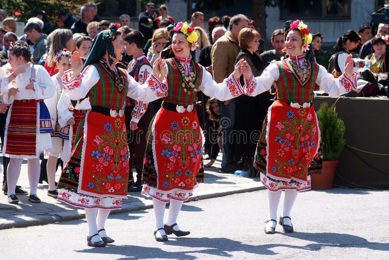Traditional dance editorial stock photo. Image of travel - 10426303