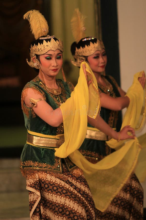 Traditional dance editorial stock image. Image of central - 50853379