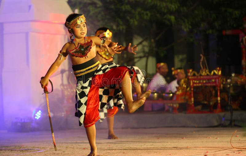 Traditional dance editorial photo. Image of cultural - 44524441