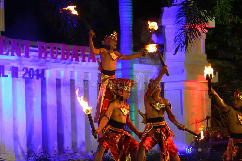 Traditional dance editorial image. Image of dances, performances - 44524515