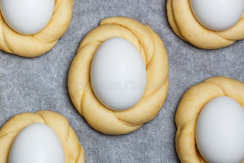 Traditional Easter Buns Decorated with Eggs, Vanilla and Lemon Zest ...