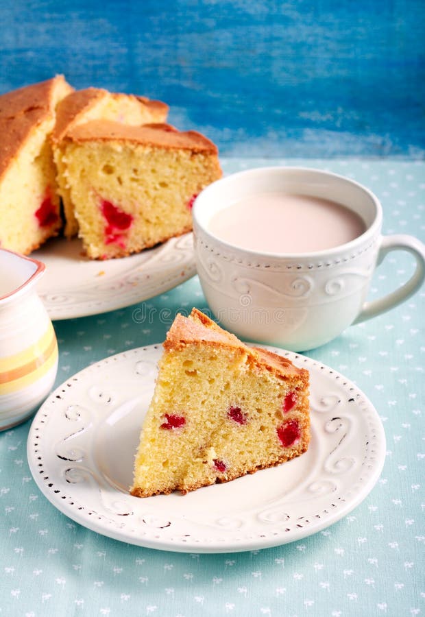 Traditional English Cherry Cake Stock Photo - Image of berry, homemade ...