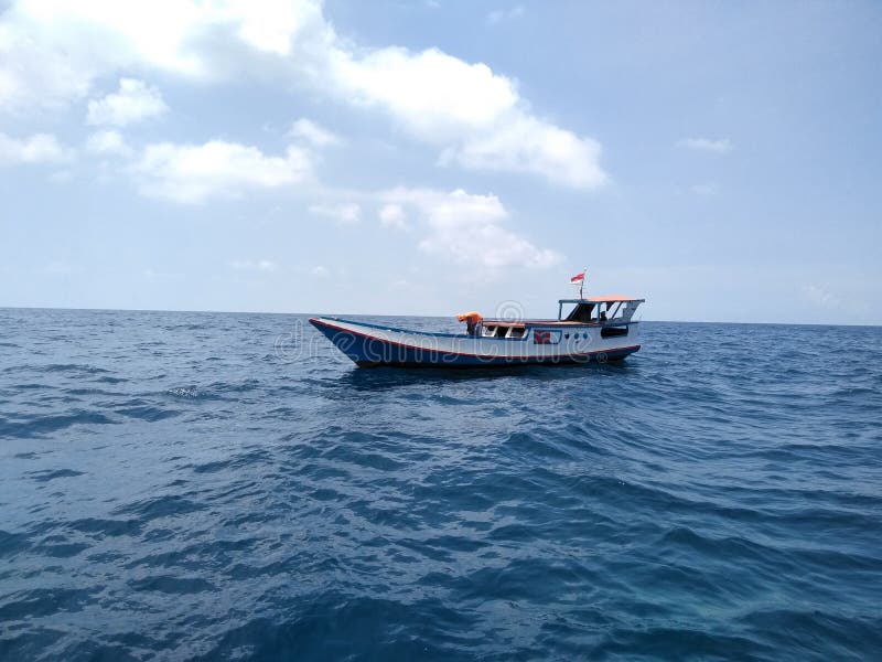 Traditional Fish Trap Fishing Vessel Stock Image - Image of fish, trap ...