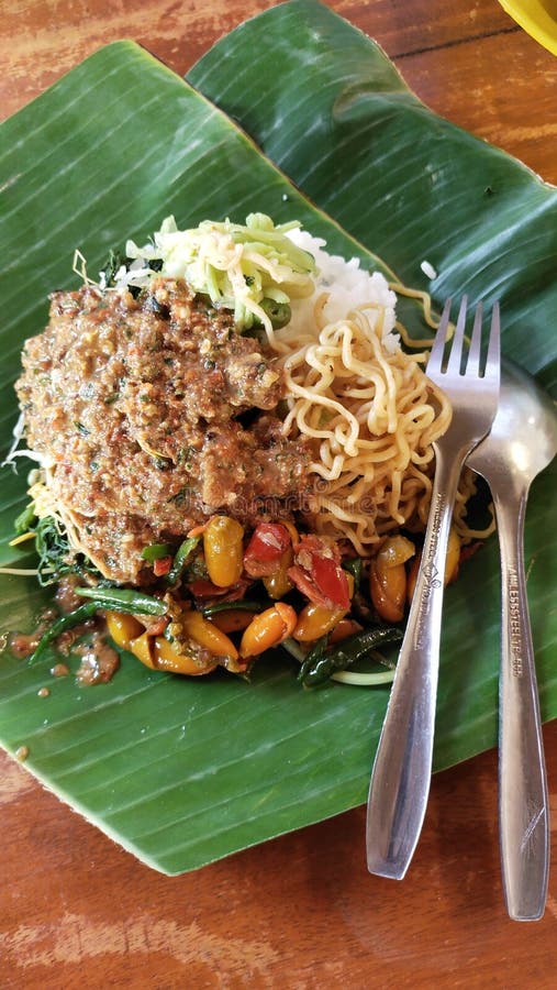 Traditional Food Pecel Vegetables Editorial Image - Image of ...