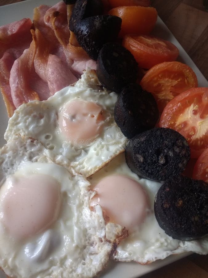 British breakfast stock image. Image of fried, blackpudding - 140610489