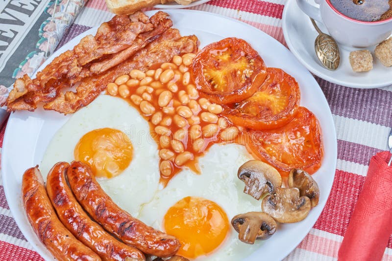 Traditional Full English Breakfast Stock Image - Image of continental ...
