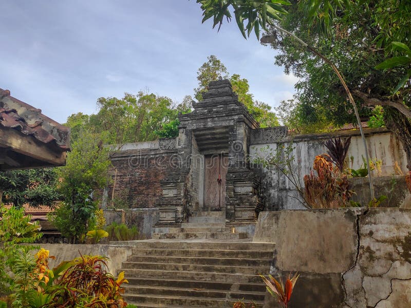 Traditional Gate Architecture in Yogyakarta Stock Image - Image of ...