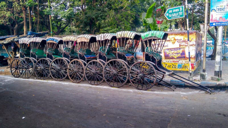 Traditional Hand Pulled Indian Rickshaw on the Streets of Kolkata ...