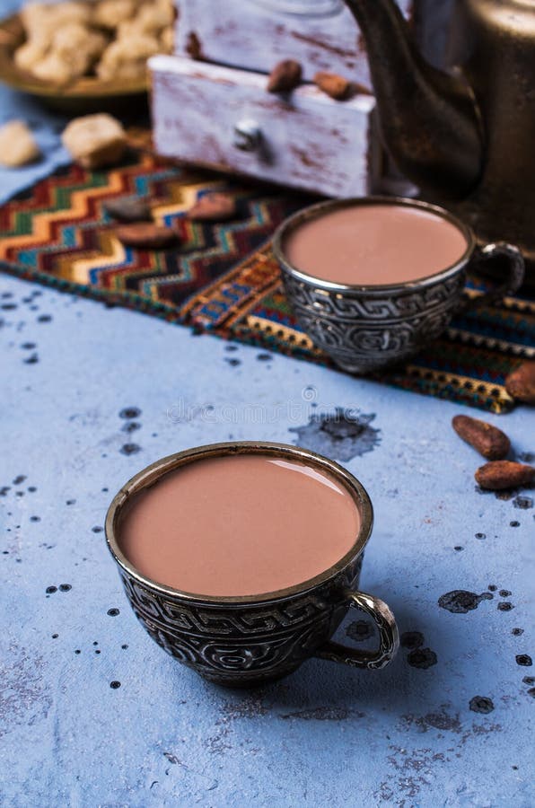 Traditional hot cocoa stock image. Image of blending - 110607667