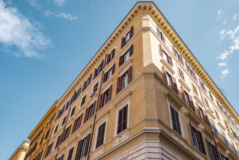 Traditional House Building Architecture in Rome Italy Stock Photo ...